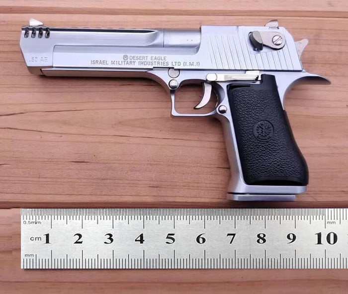 Ematok™ 1:2 Desert Deagle Gun Model