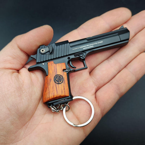Ematok™ Mini Desert Eagle Woodgrain Model Gun Keychains